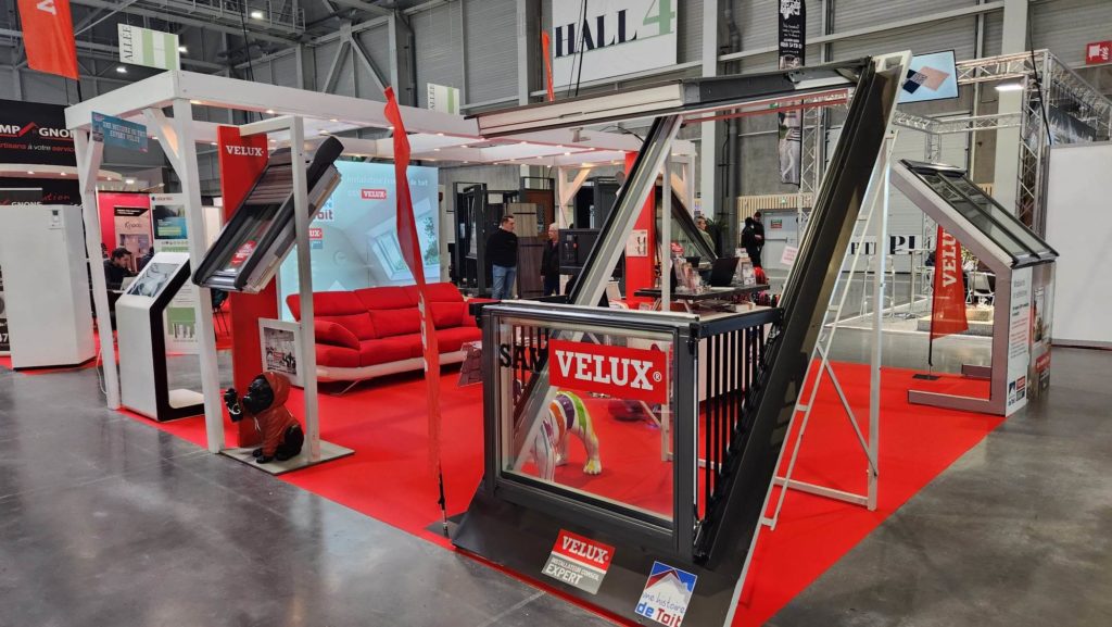 Présentation en avant première de la verrière VELUX 2 en 1 à la Foire d ...